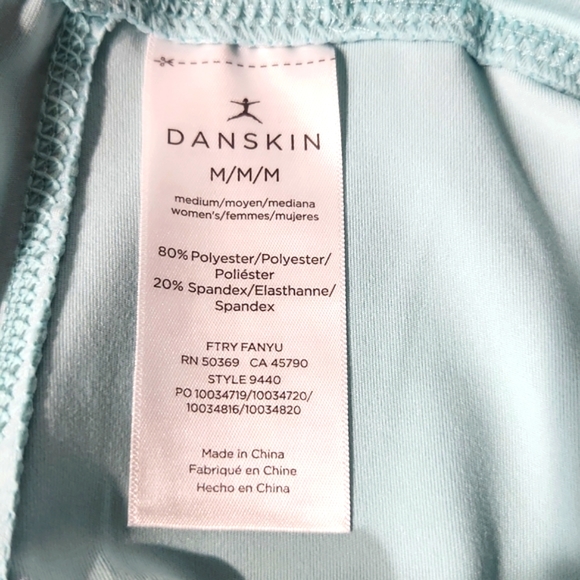 Danskin | Pants & Jumpsuits | Danskin Curved Contour Capri Leggings ...